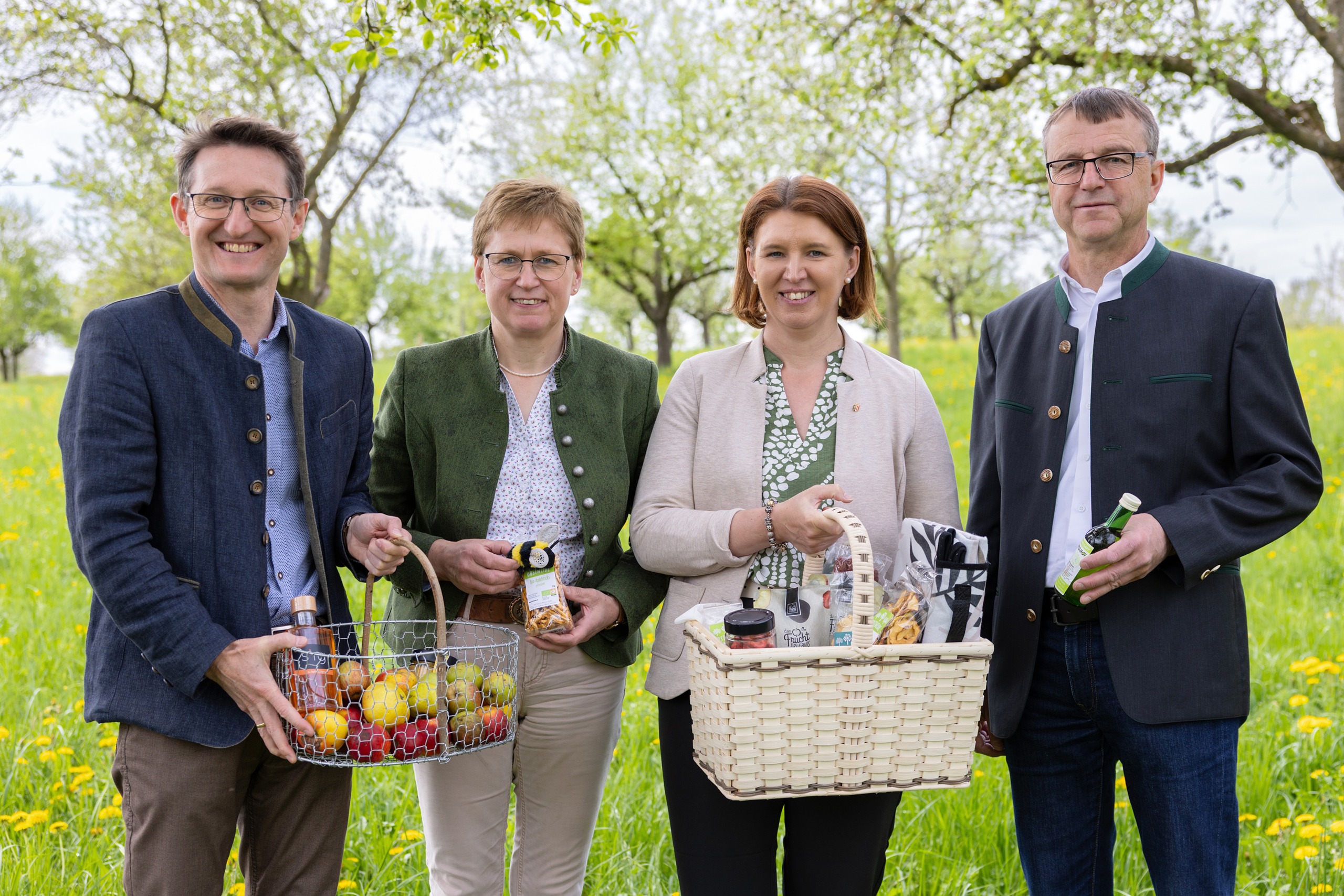Von der Blüte ins Glas: Gemeinsam Streuobst erleben